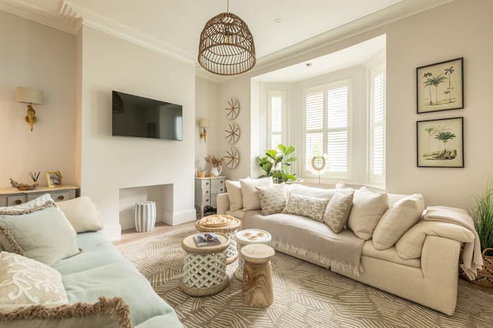 Coral House - Sandbanks