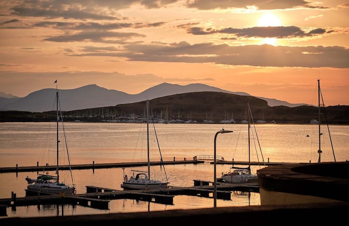 Elegant Stay | Steps From Ferries & Attractions - Oban