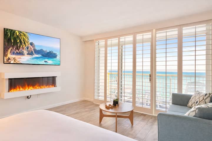 Romantic Oceanfront Escape | Fireplace & Pools - South Carolina