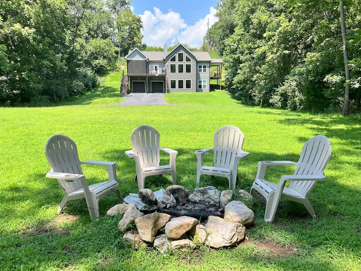 Shenandoah Gables - Riverfront - Shenandoah, VA