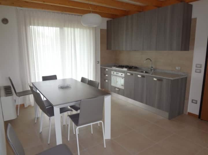 Superbe Villa Familiale Avec Jardin - Bibione