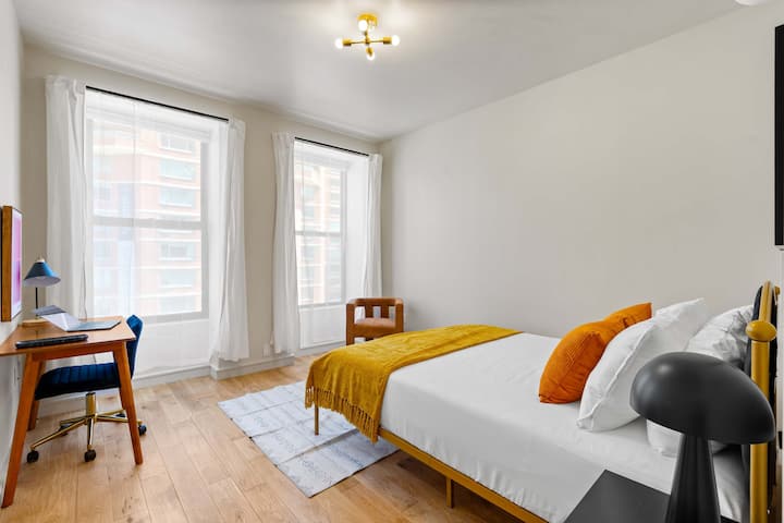 Fully Furnished, 2ba 2 Bath, Prime Location - New York City