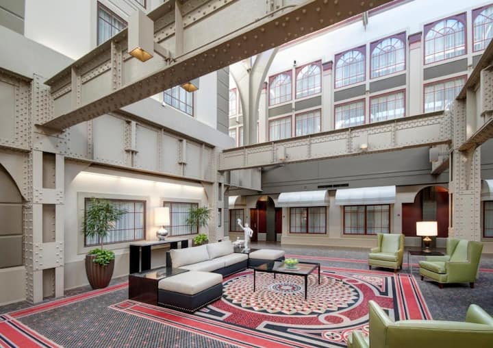 Perfect Blend Of History, Comfort & Location - Indianapolis, IN