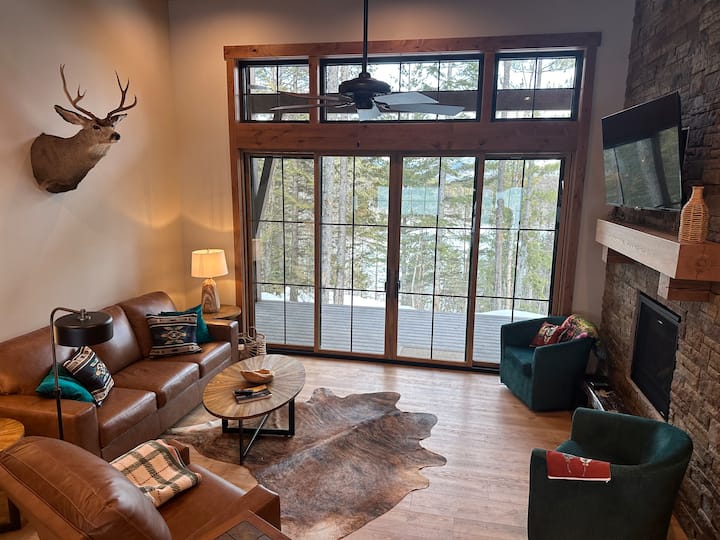 Cardinal Cottage A Bailey Lake Retreat W/hottub - Glacier National Park