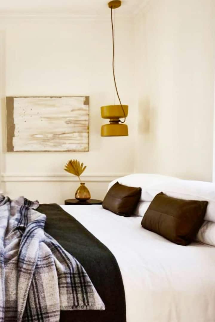 Cozy Suite With Soaking Tub - Kennebunkport, ME