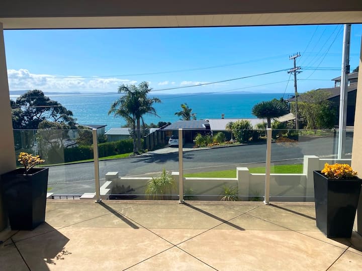 Stanmore Bay Beach House - Waiwera