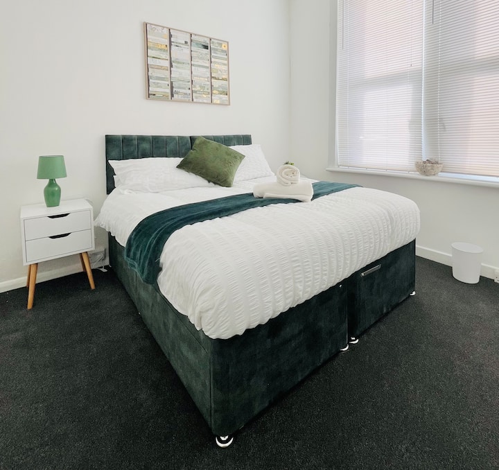 Francis Avenue - Southsea