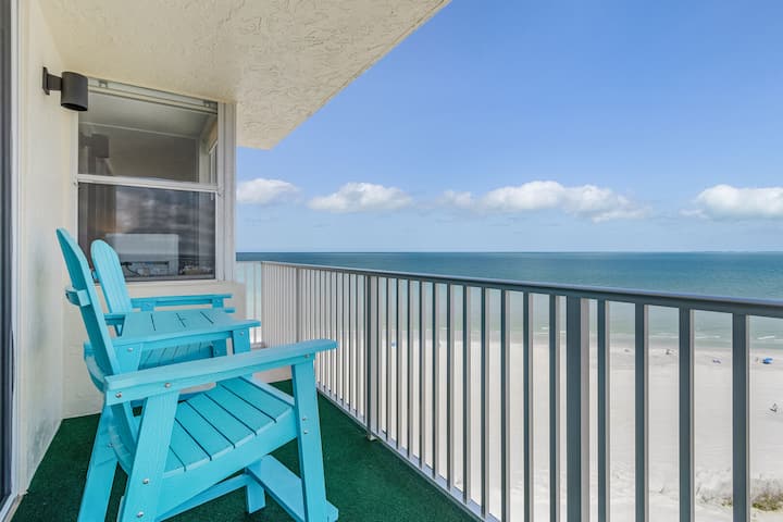 Balcony & Ocean View - Sunsets & Sanddollars - Fort Myers Beach, FL
