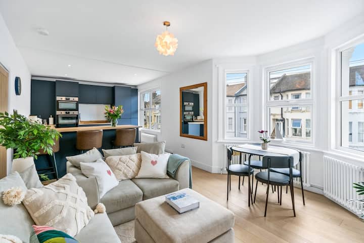 Ultimate Comfort – High-end Apartment In Hove - Hove