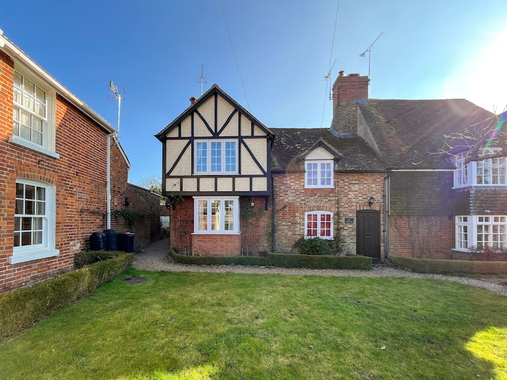 Green Trees - Leeds Castle
