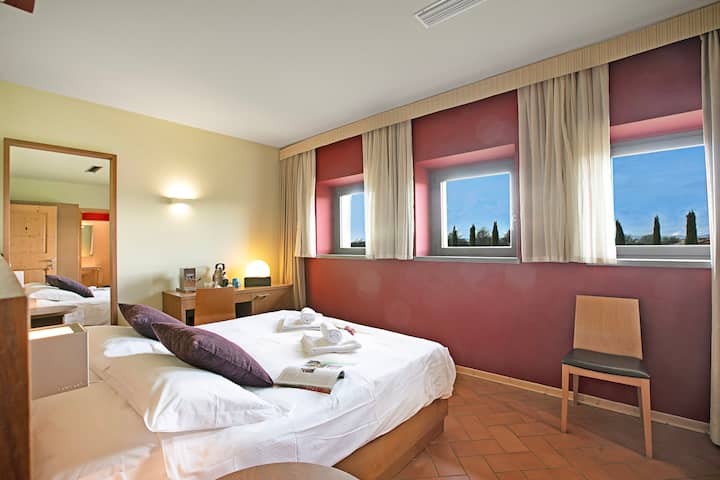 Standard Double Tulipano Piccolo - Almavi - Desenzano del Garda