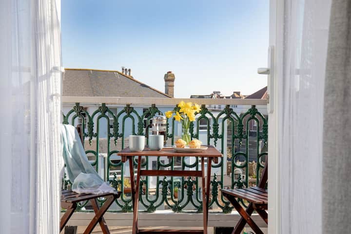 'Sea View' Holiday Apartment Near Paignton Beach - ペイントン