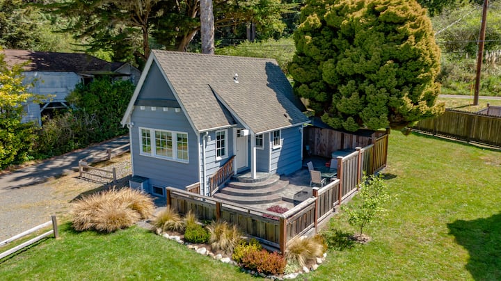Epic Views, Hot Tub, Wildlife Galore At Alder Ctg - Trinidad, CA