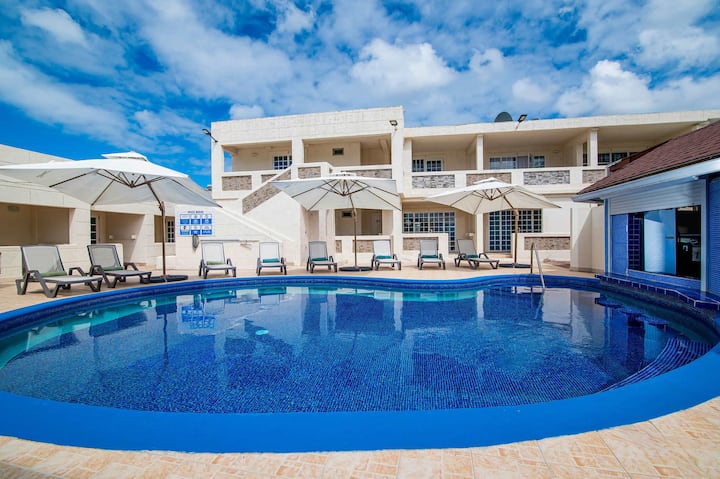 Family Island Stay With Pool, Spa & Beach Nearby - Barbados