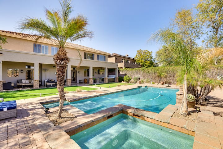 Luxe Mtn-view Mansion W/ Hot Tub In Phoenix! - Phoenix, AZ