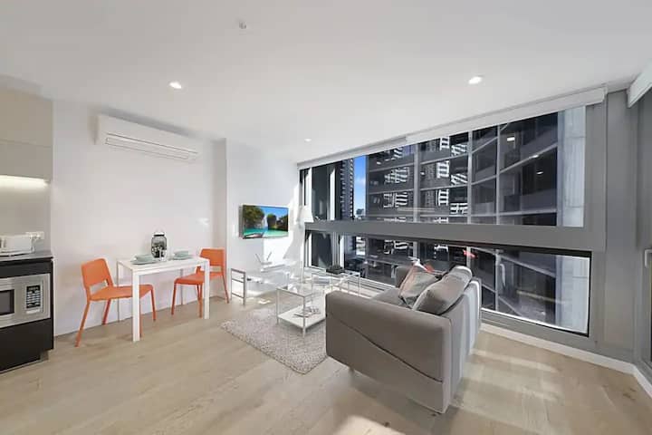 Stylish & Cozy Cbd Stay, Steps From Southern Cross - Melbourne