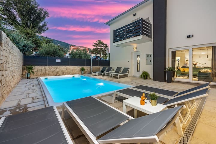 Luxury Villa Magic With Swimming Pool - Baška