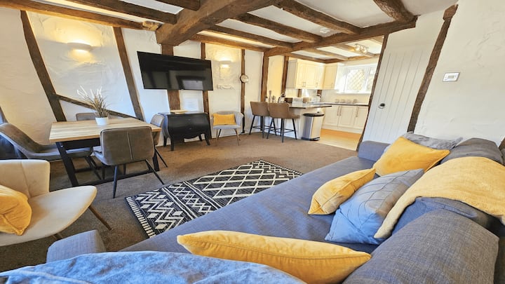 Dove Cott | Sleeps 4 | Central Location - Croyde