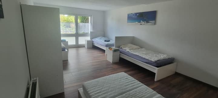 Sv02 Workers Home With Wifi And Tv - Euskirchen
