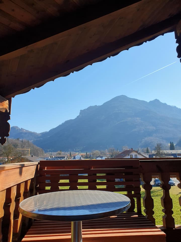 Bright Top-floor Flat With A Wonderful View - Brannenburg