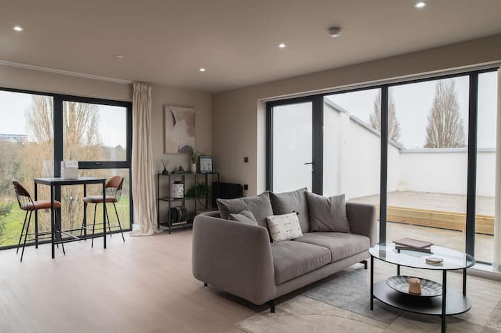 Smart 1 Bed Apartment In Birmingham W Roof Terrace - Solihull