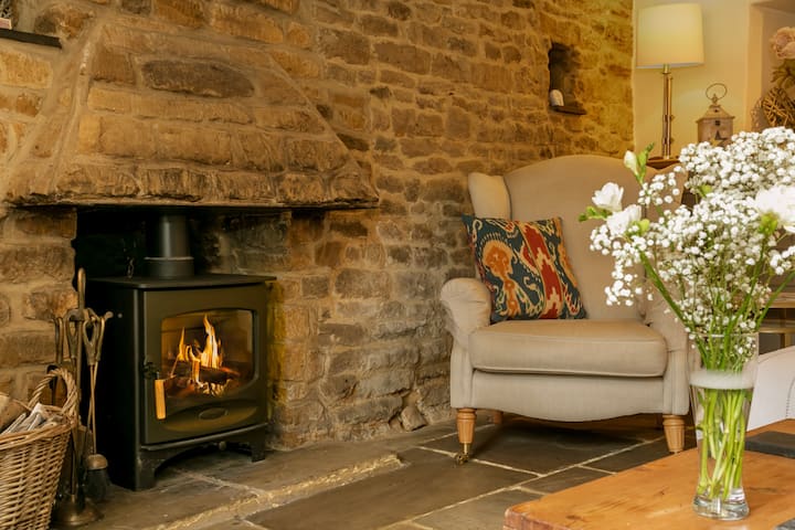 Cherry Tree Cottage - 3 Bed Countryside Retreat - Buckinghamshire