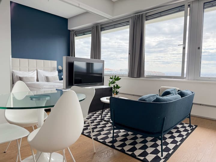 The View - 9th Floor Sky Apartment - Wenen