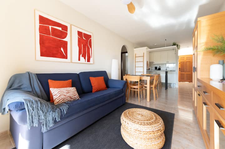 Las Olas | Coastal Escape With Charm & Comfort - El Médano