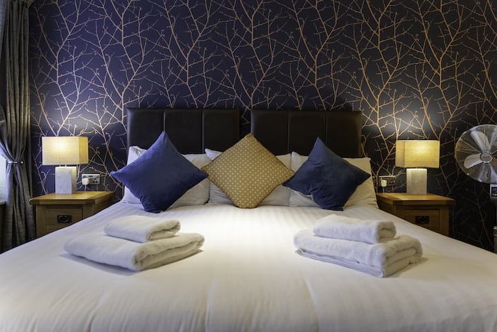 Double Ou Twin-classique-sdb Privée Avec Baignoire - Lincoln