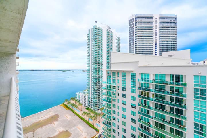 Chic Brickell Escape With Bay Views - Miami