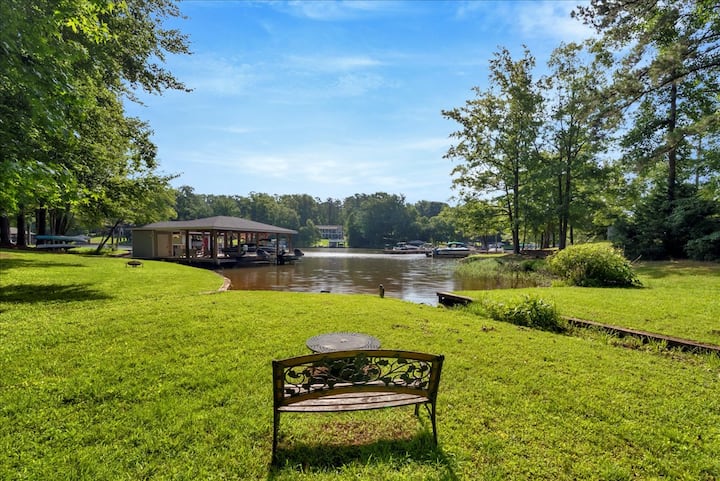 Tide & Timber | Community Swiming Pool | Pet-frien - Littleton, NC