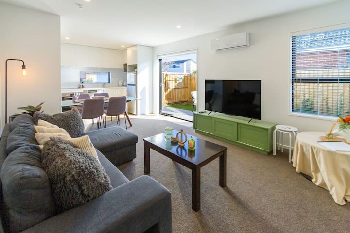 Warm And Comfy Home With Carpark Near Cbd - Christchurch, New Zealand