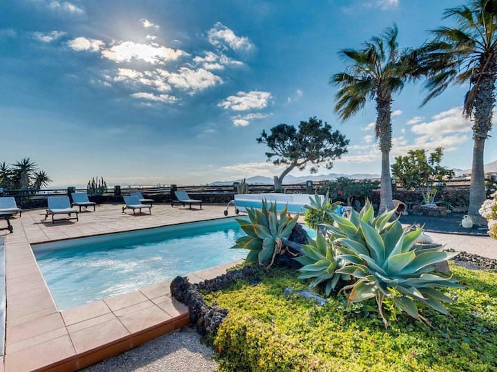 Villa Kura Puerto Del Carmen - Puerto del Carmen