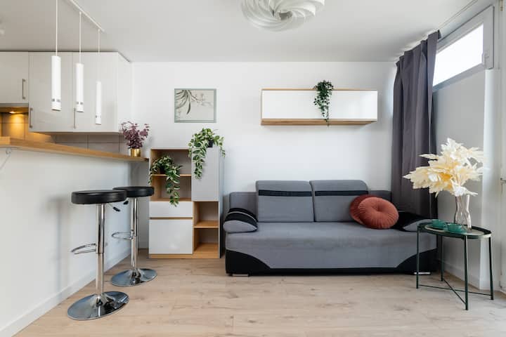 Cloud 11 Apartment | City Center Grzybowska - Warsaw