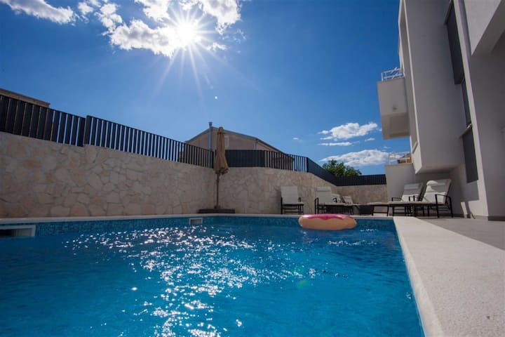 Appartement D'une Chambre Avec Balcon - Stara Novalja
