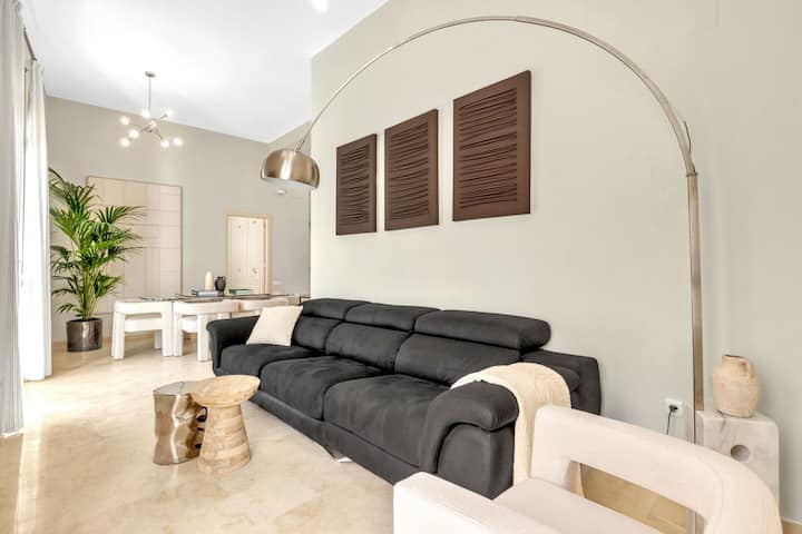 Premium 4 Bed 2 Bath W/balconies & Historic Views - Provincia de Málaga, España