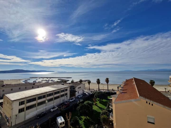 Ref. 9 Spacious Apartment - Follonica