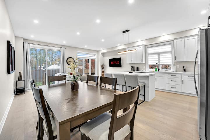 *Luxury* 5bed Home Near Hospitals/niagara/toronto - Hamilton