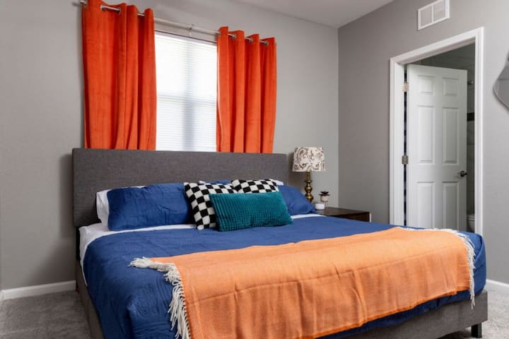 Modern Comfort In The Heart Of Little Rock - Little Rock, AR