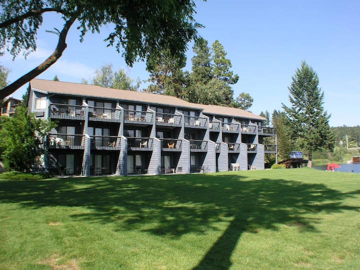 Bigfork Scenic Cove Studio - Bigfork, MT