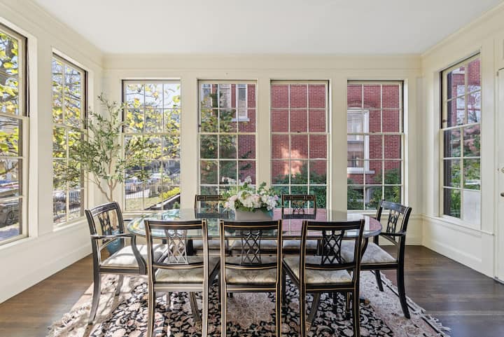 Historic 8 Bed Home With Outdoor Space - Portland, ME