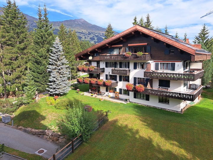 Helvetia (2005 Sr) 2-zw 2. Stock - Valbella