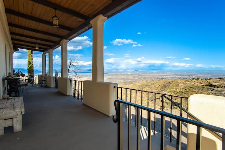 Historic Geode Sleeps 4 Red Rock Views By Sedona - Jerome, AZ