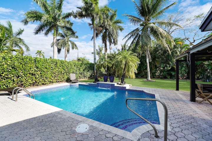 Sunshine Heaven - Deerfield Beach, FL