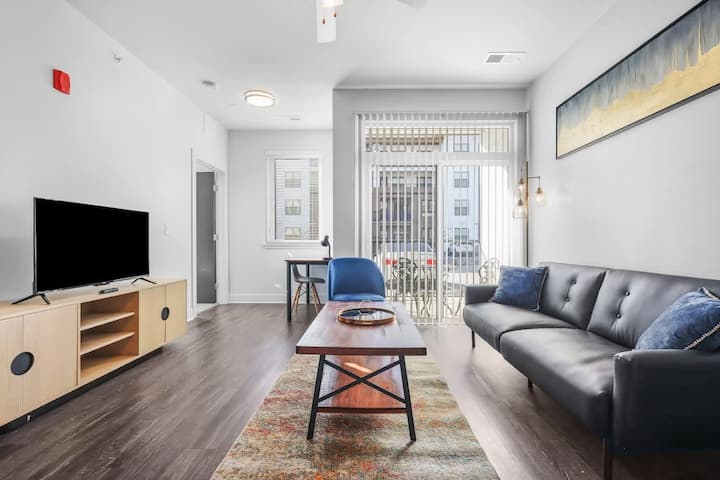 Cozysuites Modern 1br, Nora Indianapolis #8 - Carmel, IN