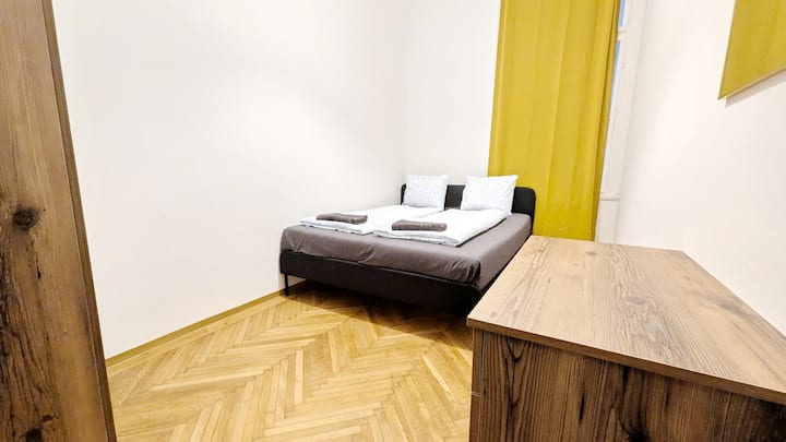 Spacious Rooms - 15 Min From Airport & City Center - Viena