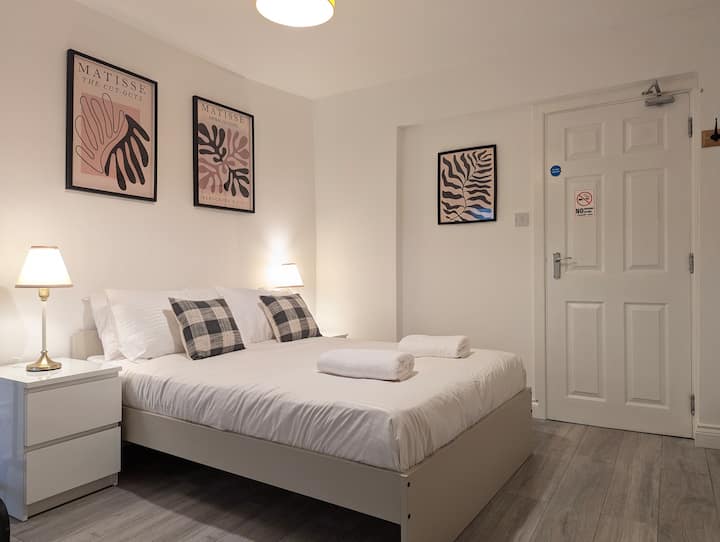 Modern Apartment Near Manchester City Centre - Stockport