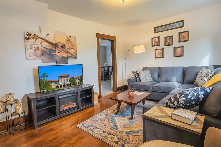 Classy Oberlin Stay | Near Dining, Shops & College - Oberlin, OH