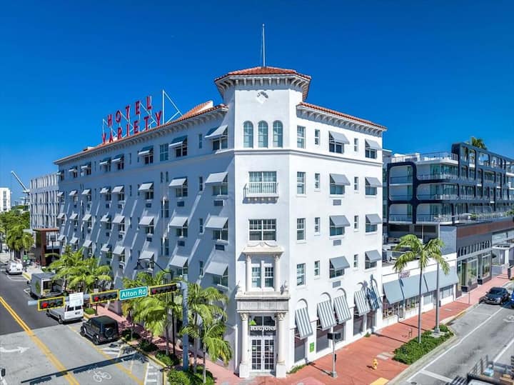 South Beach Suite W/ Free Wifi & Toiletries - Miami