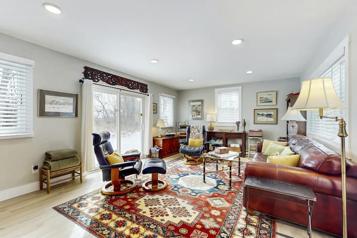 4br Charming House With A Cozy Living Area & Wifi - Swan Island, Richmond